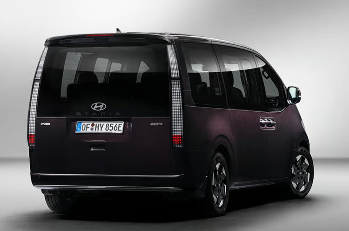 Hyundai Staria Electric revealed with up to 400 km range - Introduction ...