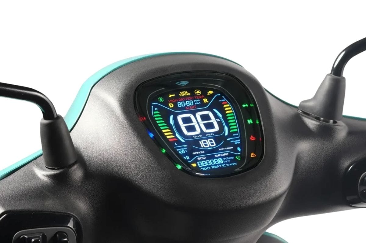 Bajaj Chetak C2501 launched at Rs 91,399 - Introduction | Autocar India