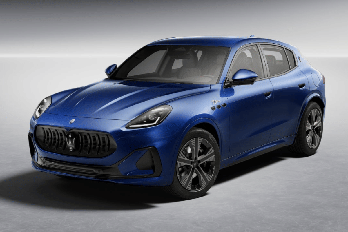 Maserati Grecale Folgore Blu Intenso – Check Blu Intenso Price & Images ...