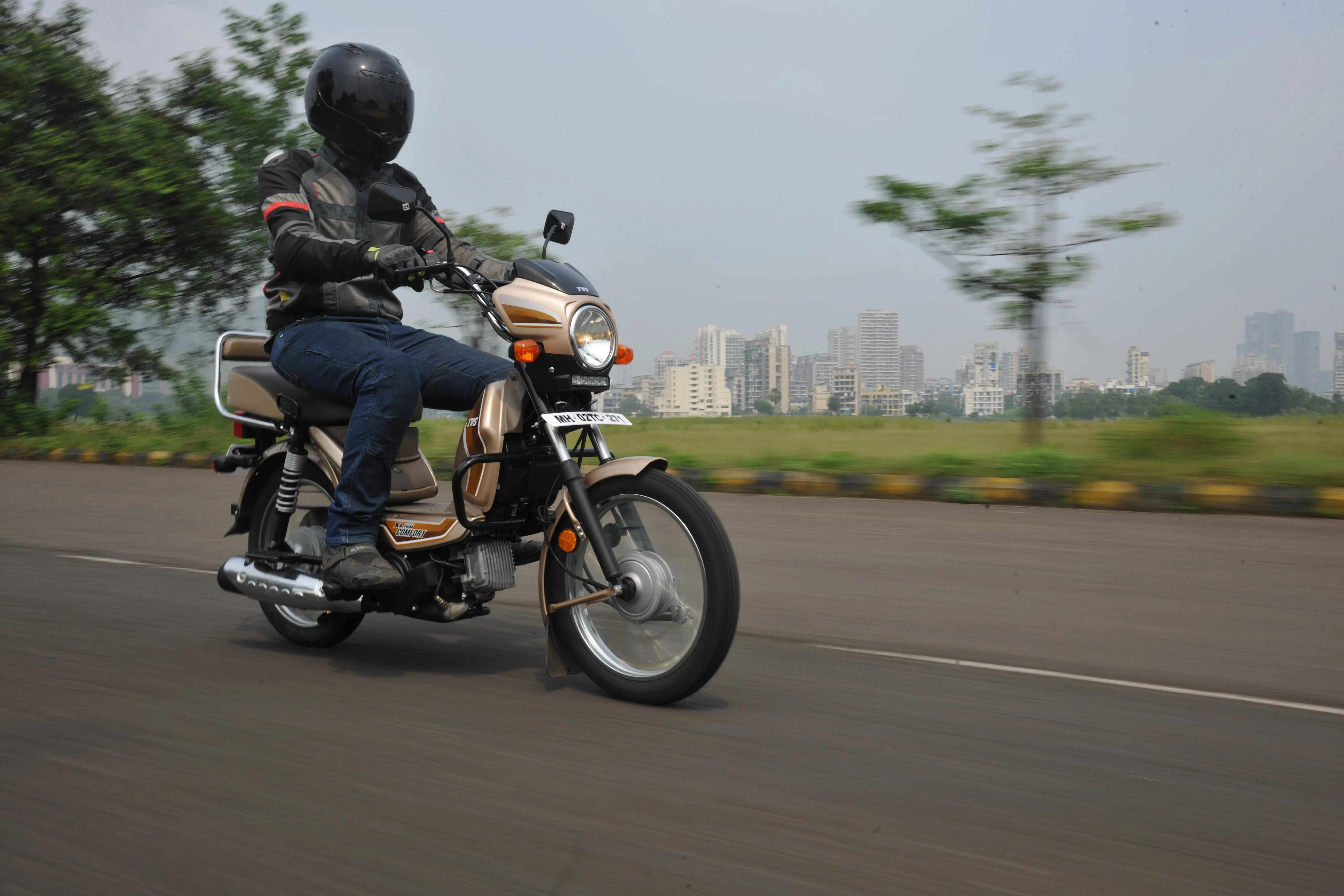 TVS XL 100 On Road Price in Kamareddy Starts at 43.90 thousand ...