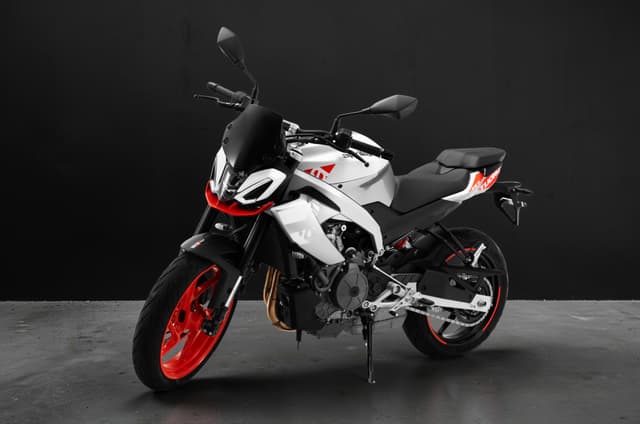 Aprilia Tuono 457 Special Edition launched at Rs 3.99 lakh ...